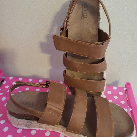 a.n.a | Shoes | Ana Tan Summer Sandals Size 75 | Poshmark